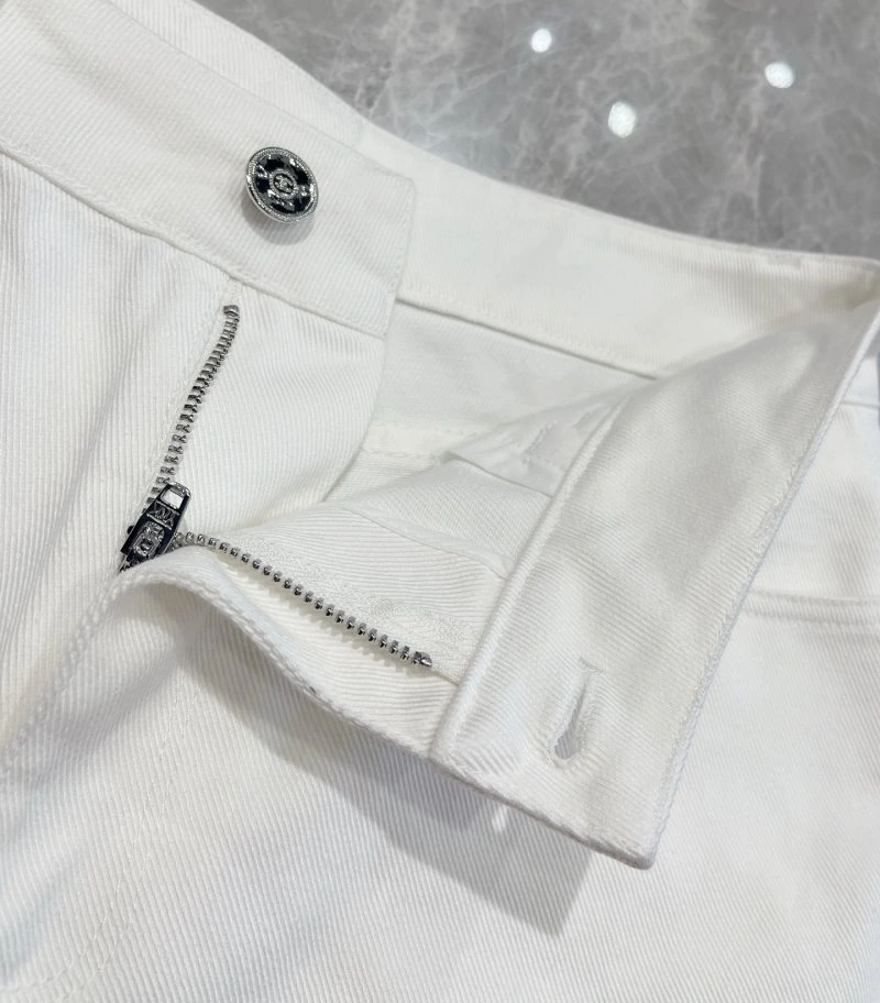 Bargain Chanel Jeans