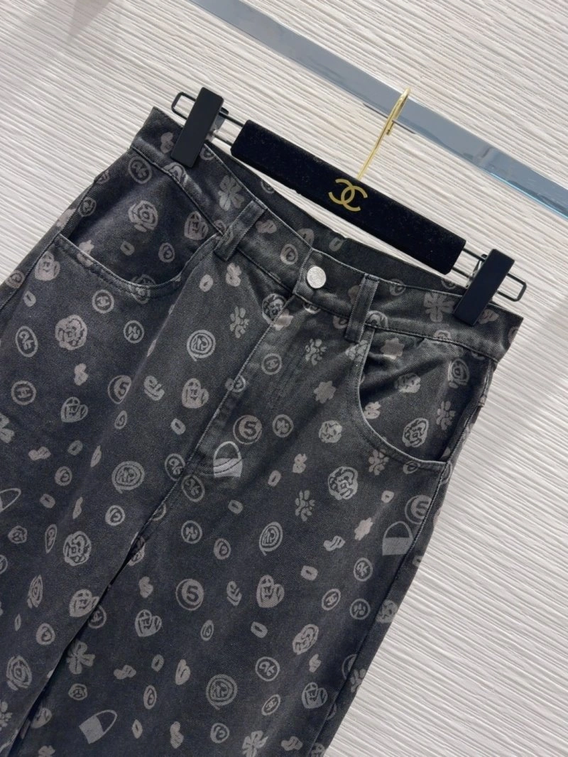 Cut-rate Chanel Jeans