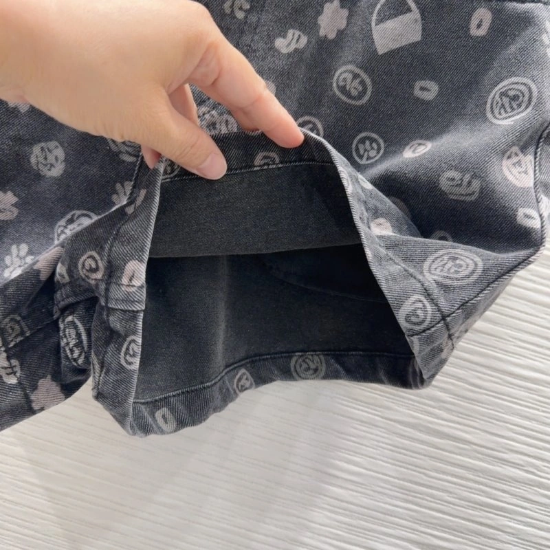 Cut-rate Chanel Jeans
