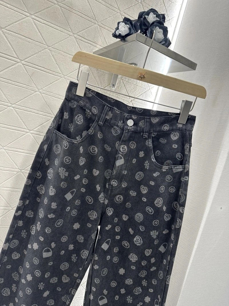 Discounted Chanel Jeans