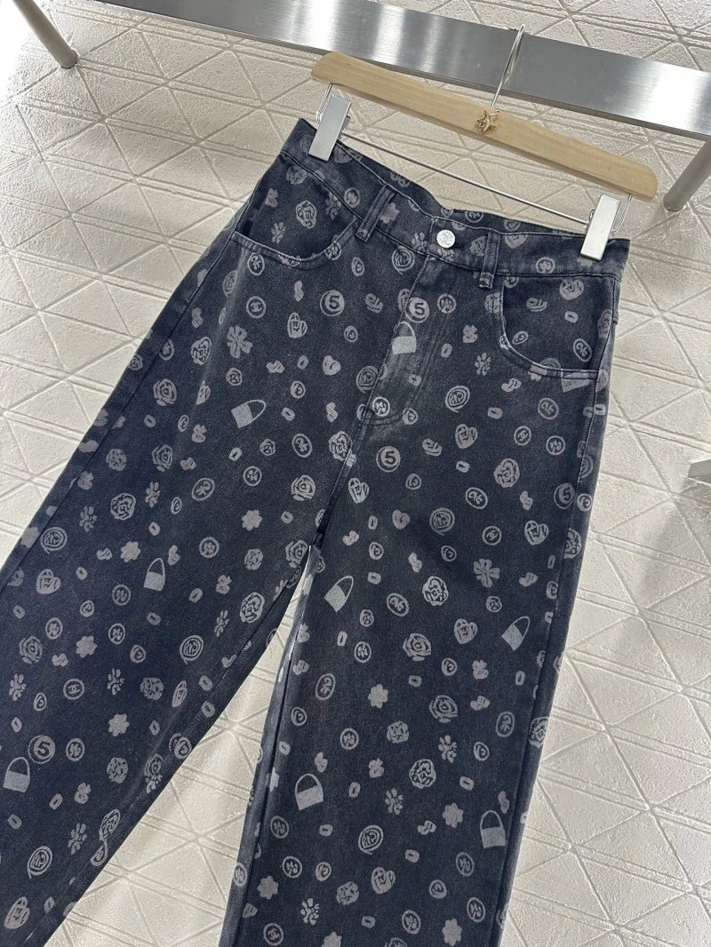 Discounted Chanel Jeans