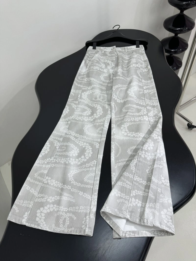 Factory-made Chanel Jeans