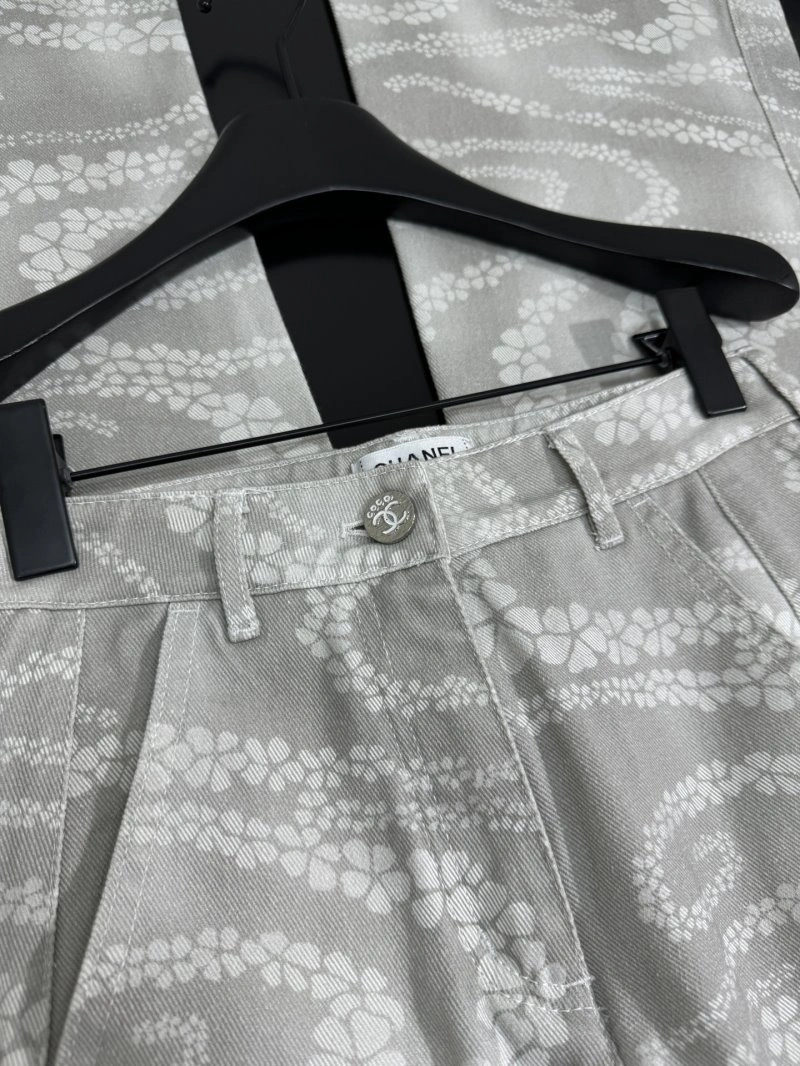 Factory-made Chanel Jeans