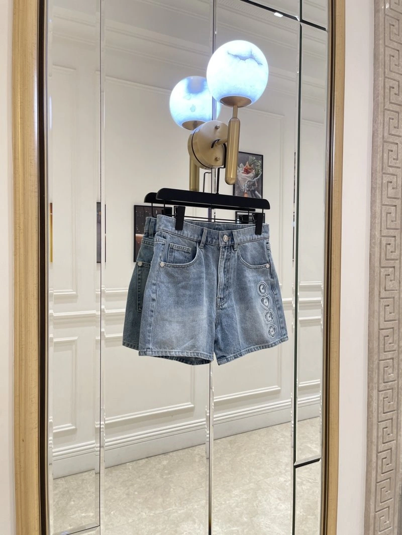 Chanel Jeans