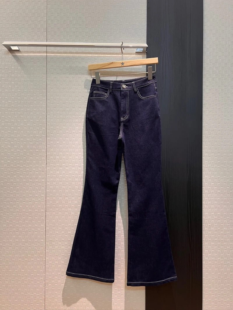 Chanel Jeans