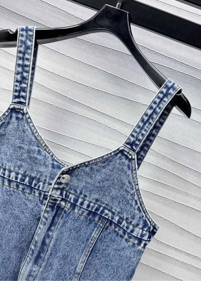 Cut-rate Chanel Jeans