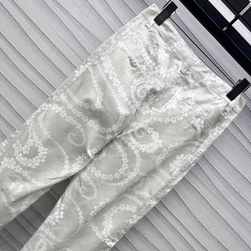 Bargain Chanel Jeans