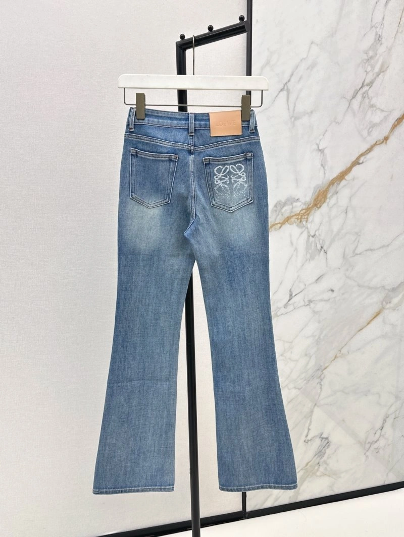 Accurate model Chanel Jeans