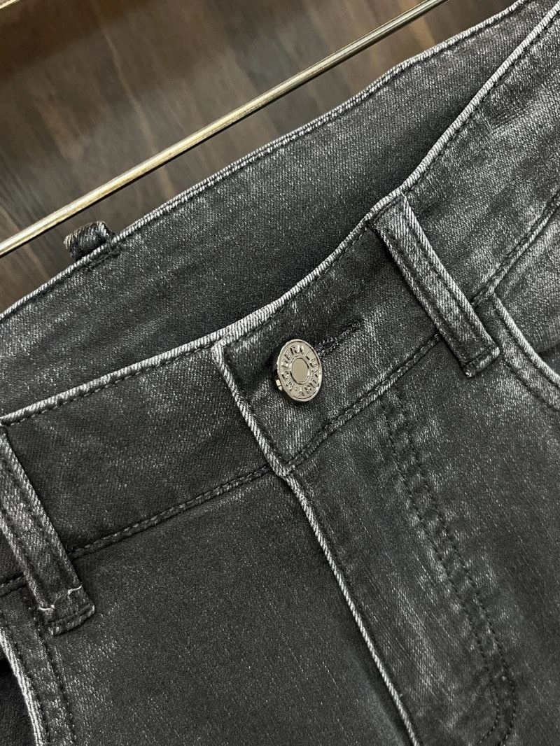 Bargain Chanel Jeans