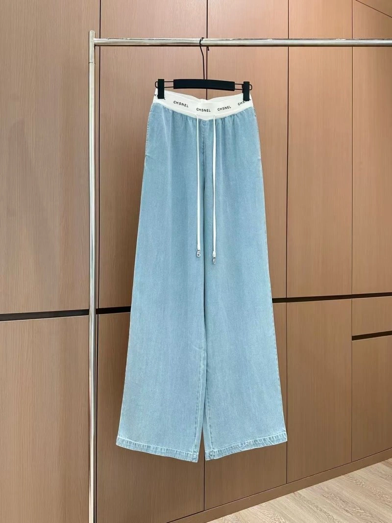 Chanel Jeans