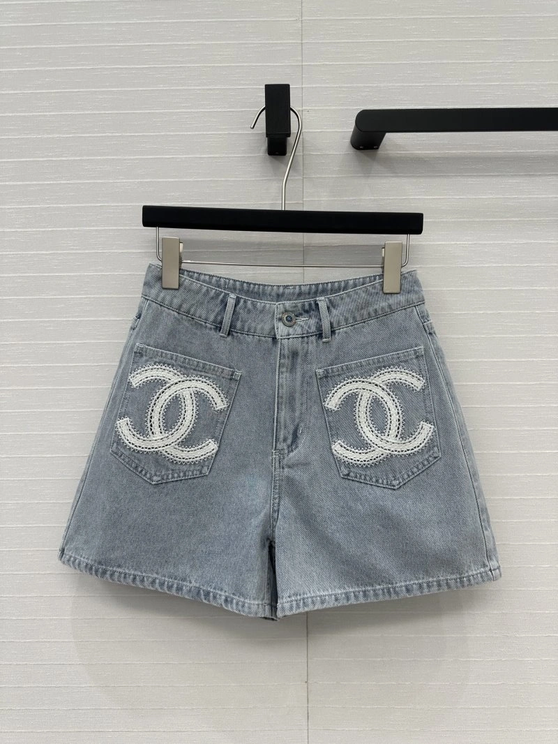 Chanel Jeans