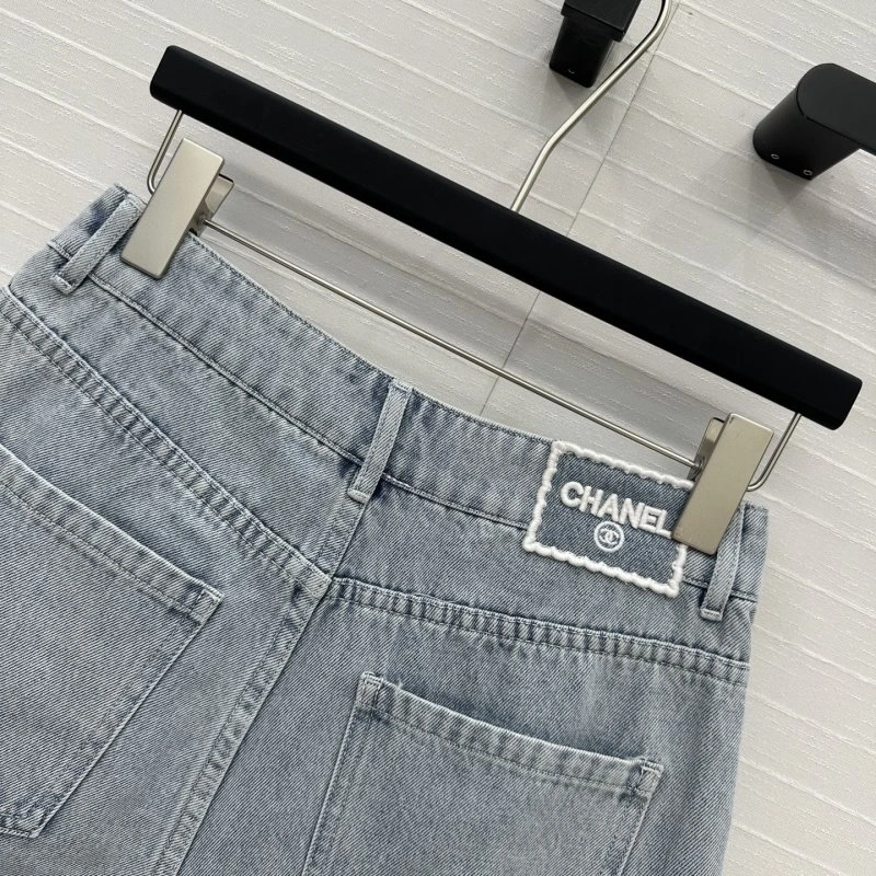 Cut-rate Chanel Jeans