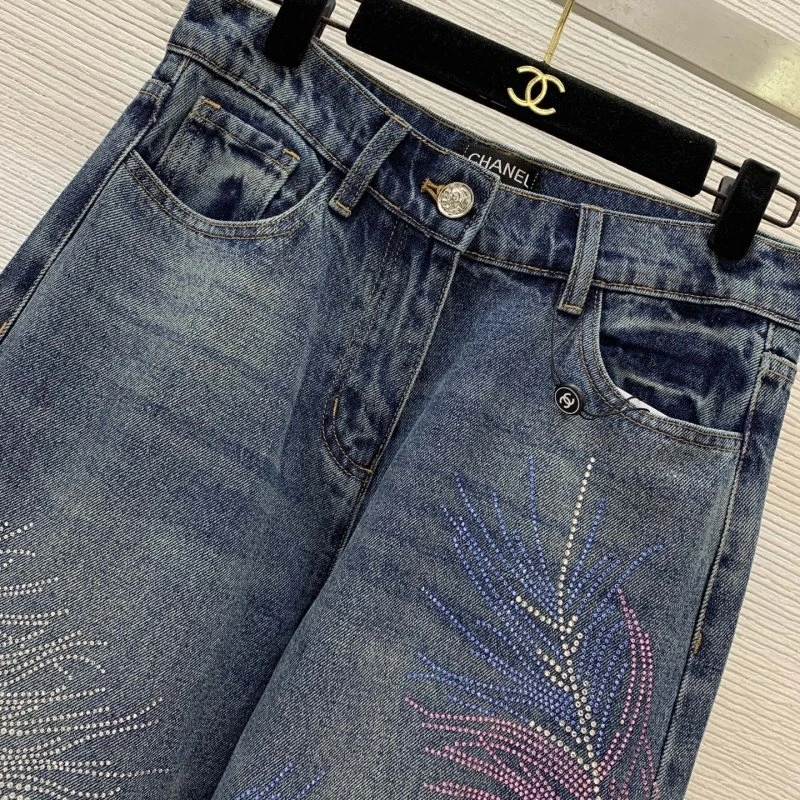 Accurate model Chanel Jeans
