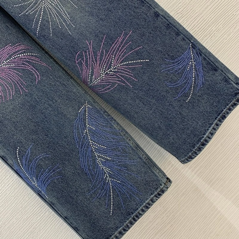 Accurate model Chanel Jeans
