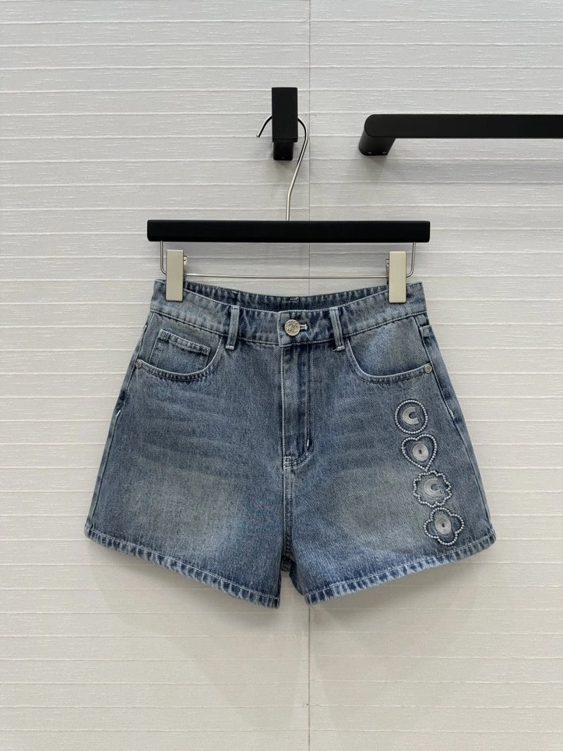 Chanel Jeans