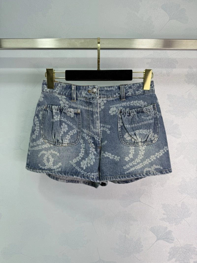 Chanel Jeans