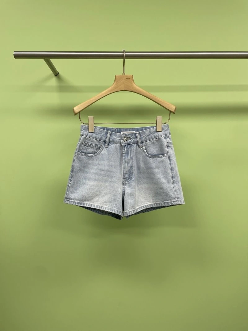 Chanel Jeans