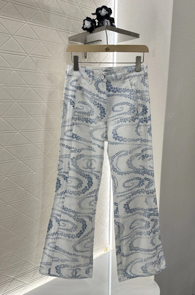 Chanel Jeans