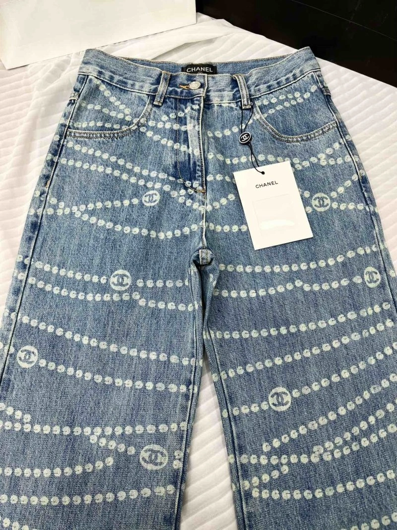 Accurate model Chanel Jeans