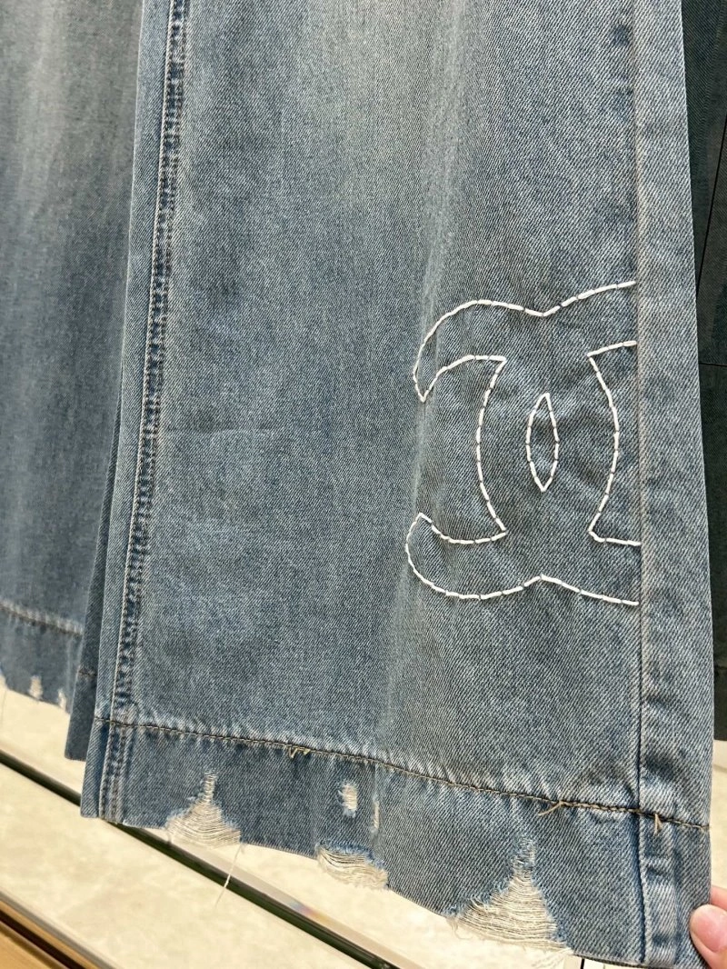 Bargain Chanel Jeans
