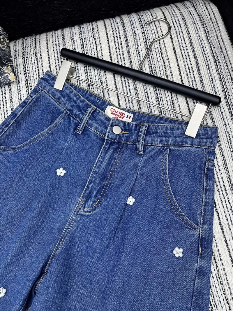 Discounted Chanel Jeans