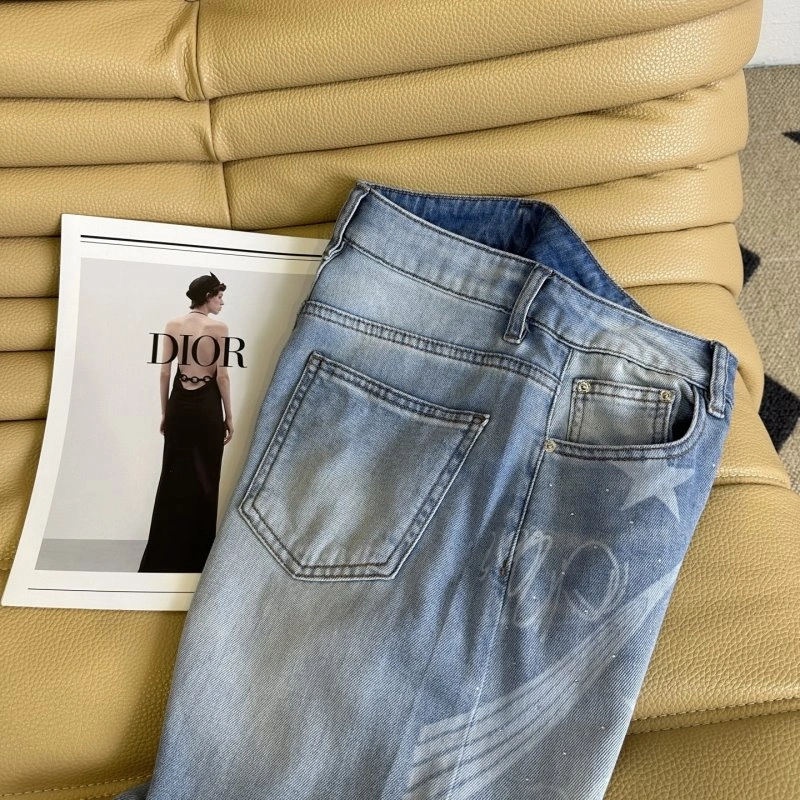 Top match Chanel Jeans