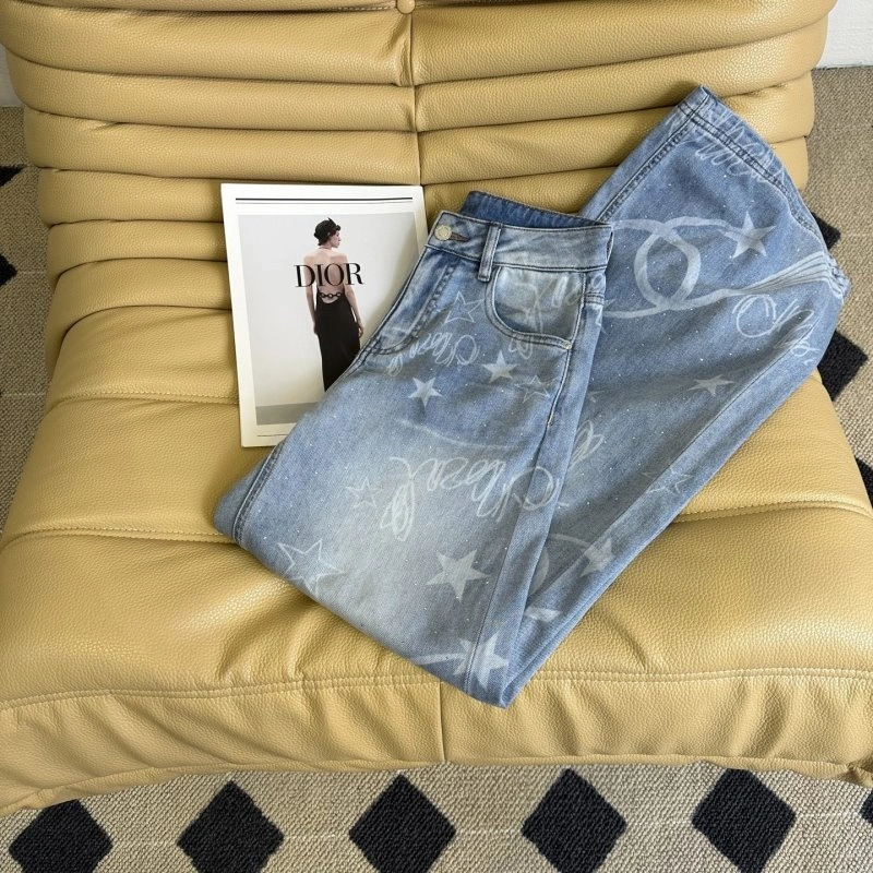 Top match Chanel Jeans