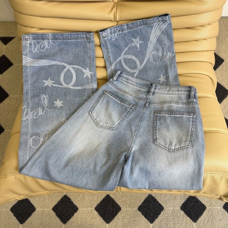 Top match Chanel Jeans