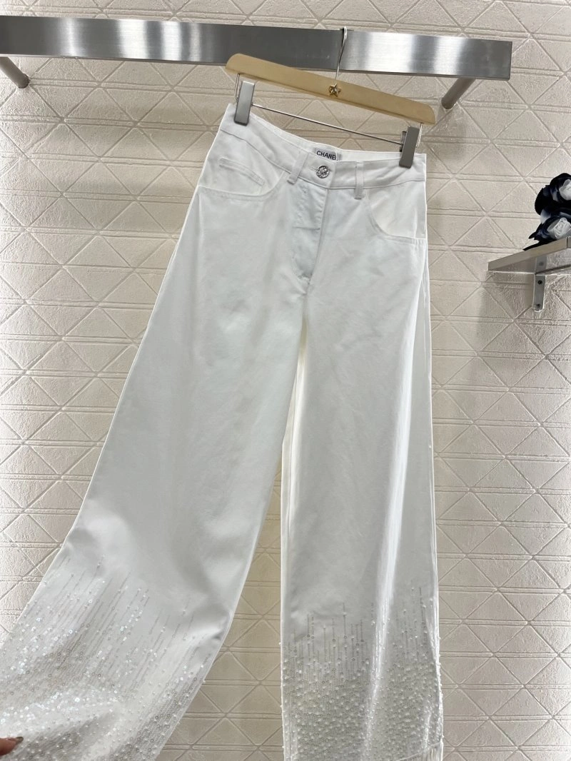Value-priced Chanel Jeans