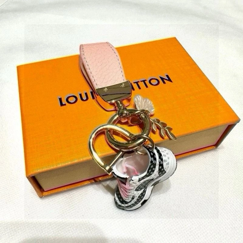Low-cost Chanel Keychains