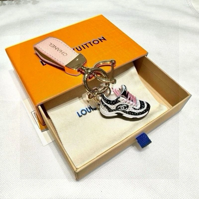 Low-cost Chanel Keychains