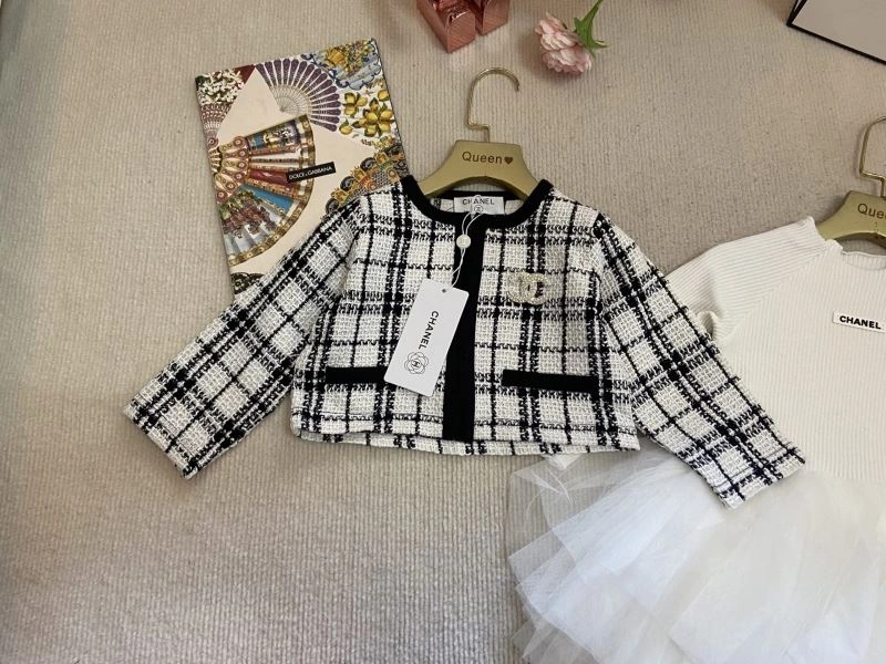Top mirror Chanel Kids