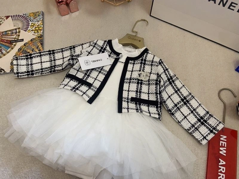 Top mirror Chanel Kids