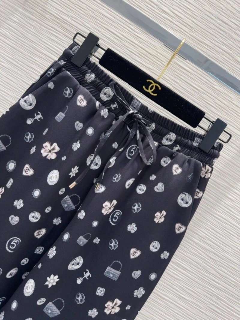 Discounted Chanel Long Pants