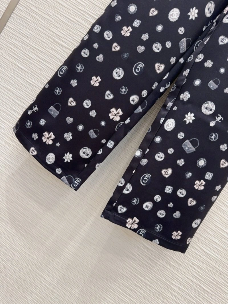 Discounted Chanel Long Pants