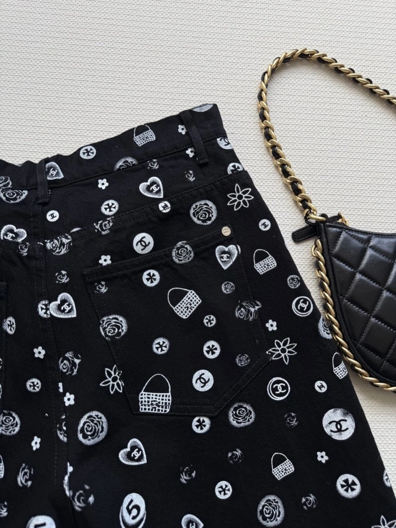 Value-priced Chanel Long Pants
