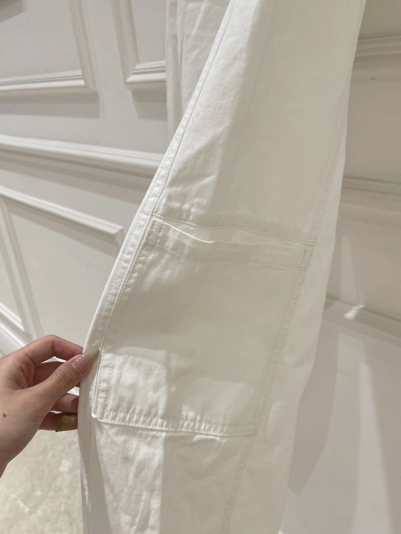 Top match Chanel Long Pants