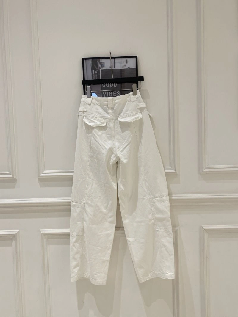 Top match Chanel Long Pants
