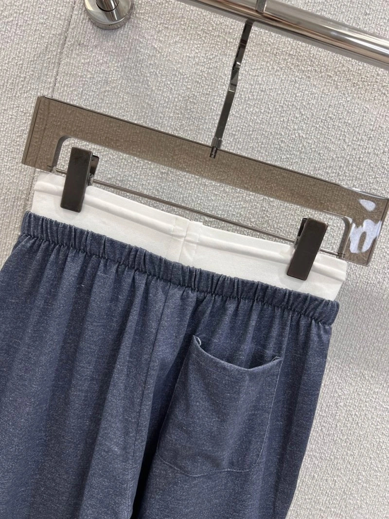 Accurate model Chanel Long Pants