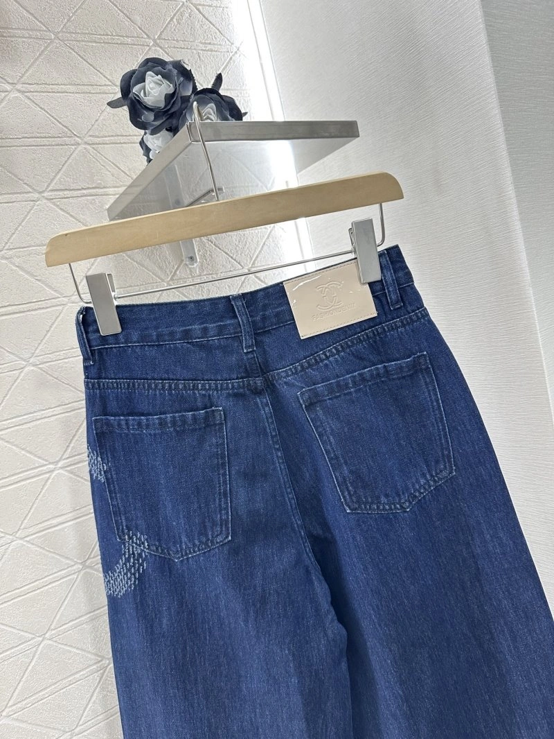 Bargain Chanel Long Pants
