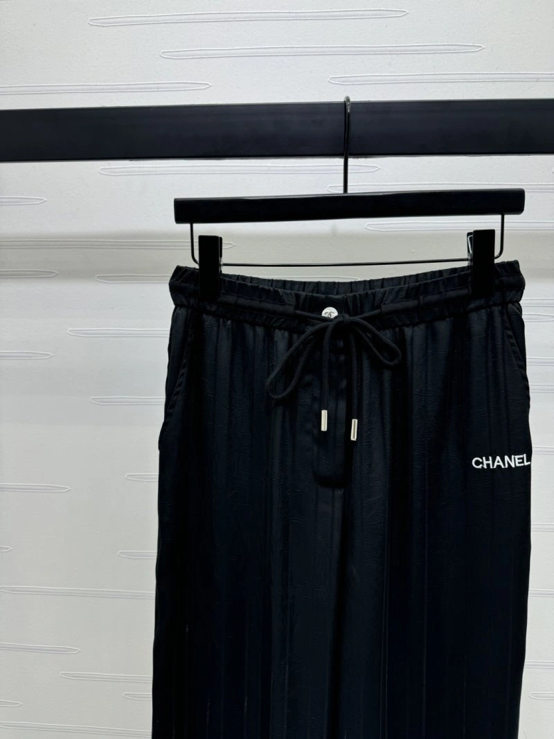 Legit Chanel Long Pants
