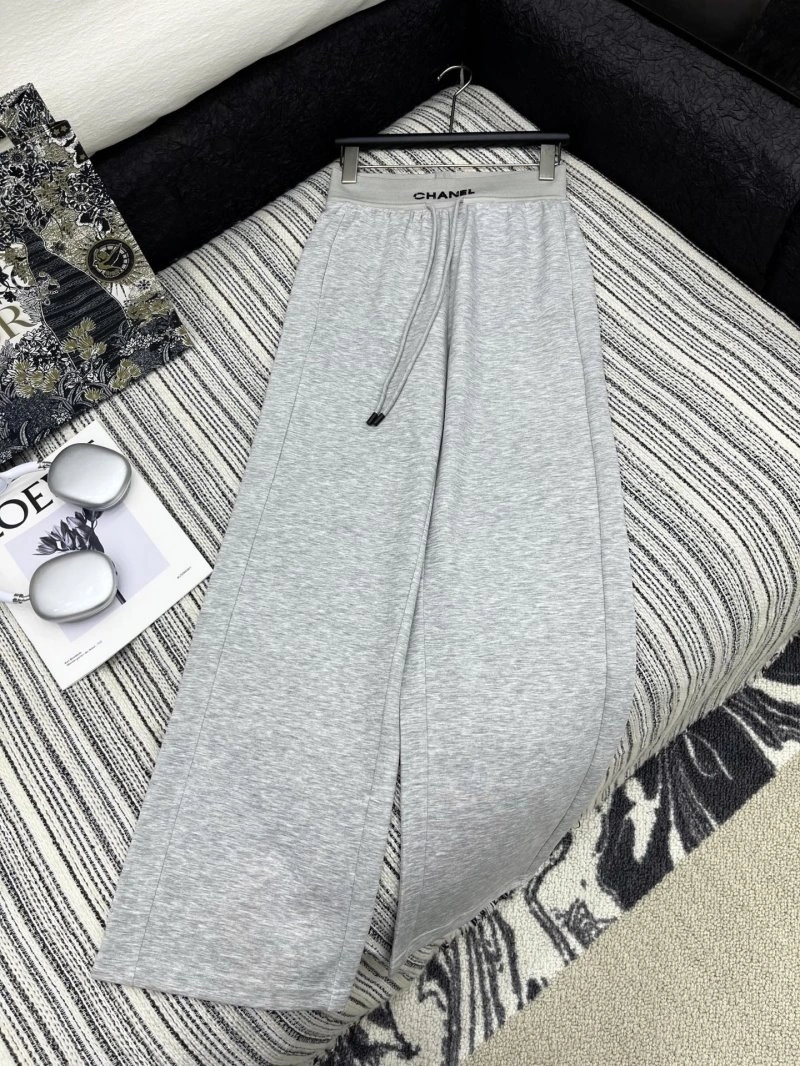 Indistinguishable Chanel Long Pants