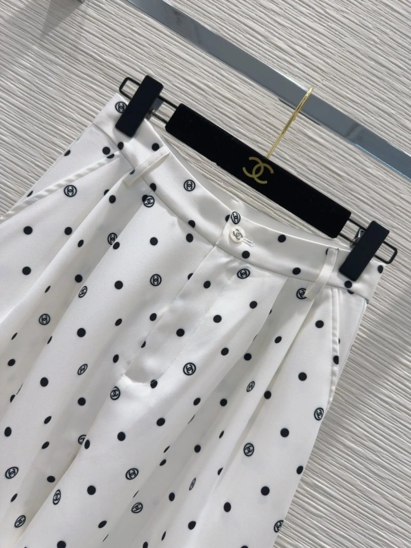 Legit Chanel Long Pants
