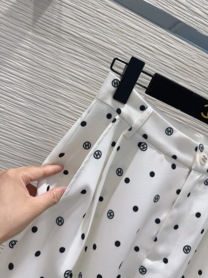 Legit Chanel Long Pants