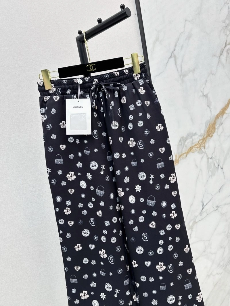 Bargain Chanel Long Pants