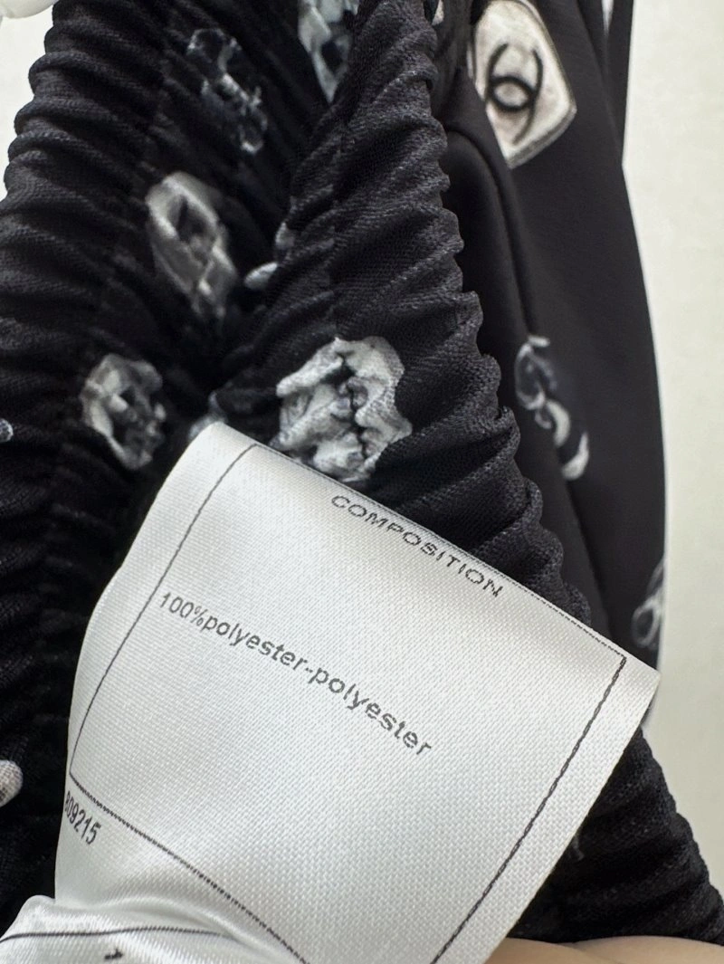 Bargain Chanel Long Pants