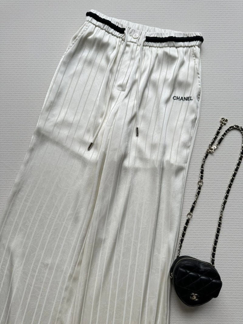 Discounted Chanel Long Pants