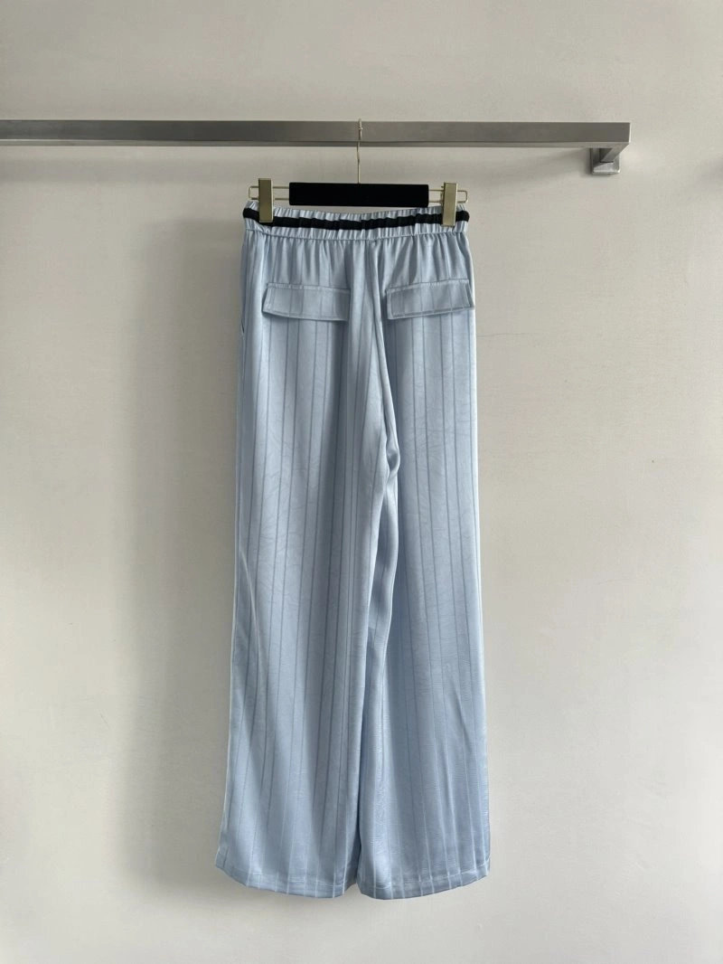 Top match Chanel Long Pants
