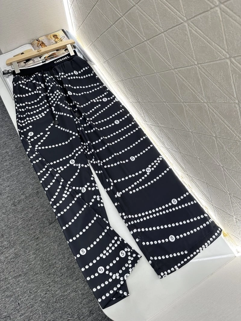Bargain Chanel Long Pants