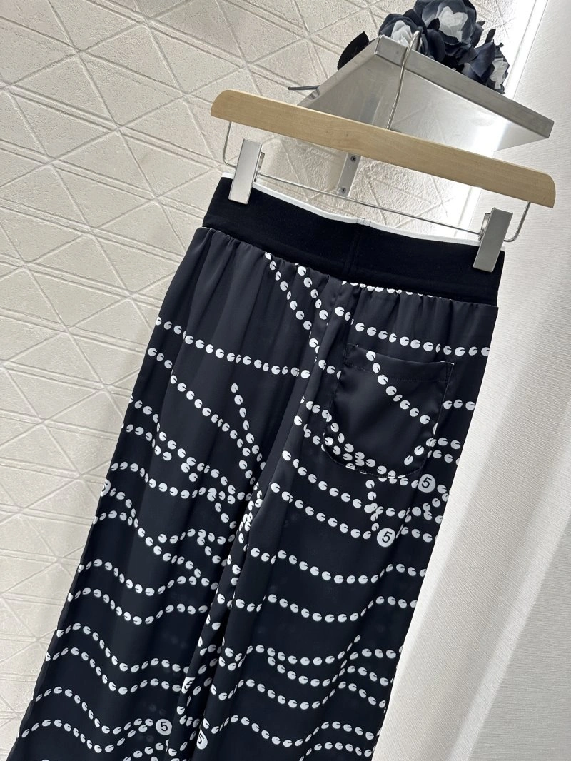 Bargain Chanel Long Pants
